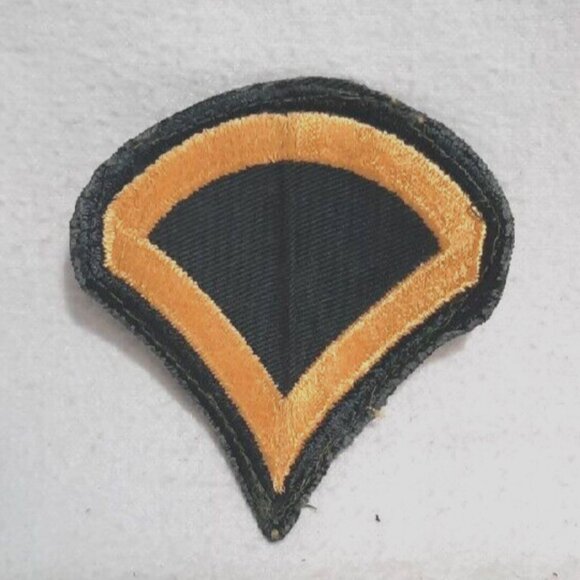 Other | Used Military Us Army Private First Class Pfc E3 Rank Insignia ...